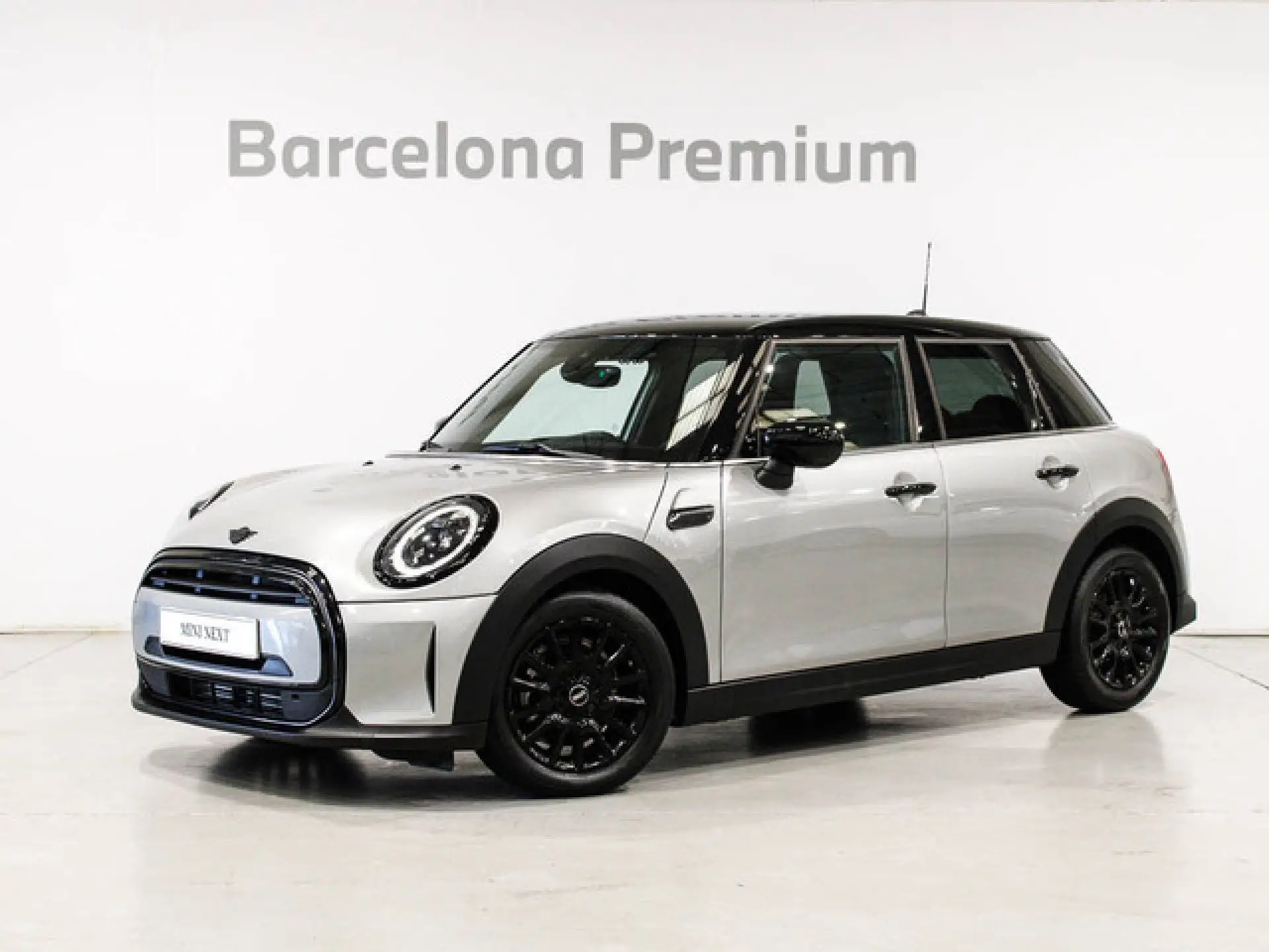 Mini Mini COOPER 5 PUERTAS - Barcelona Premium